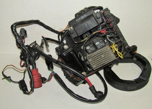 OMC BOAT ASSEMBLY WITH ELECTRICAL BRACKET 584669 STATOR 584560 TIMER ...