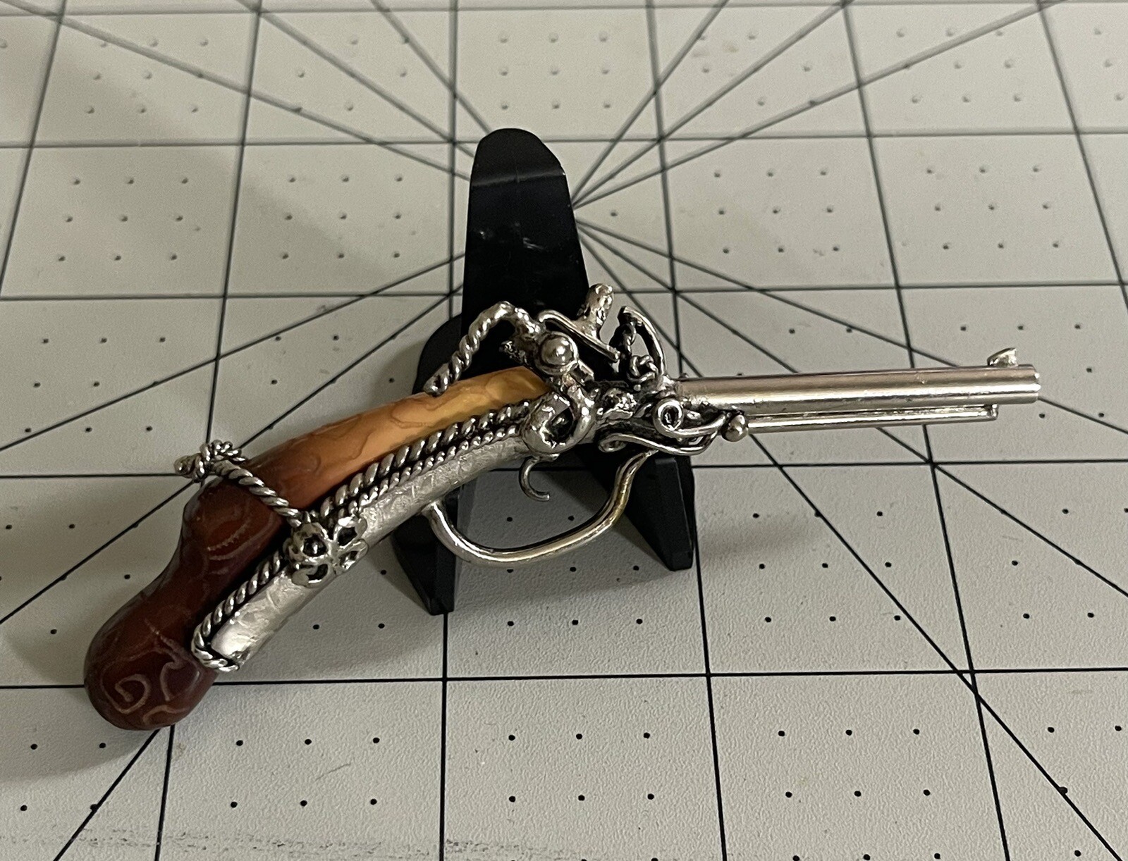 RARE Vintage Musket Pendant - Very Fine Details - Gem