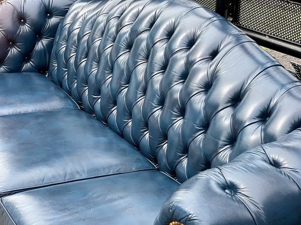 Vintage Camelback tufted Leather chesterfield sofa in blue | eBay