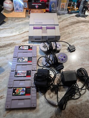 Super Nintendo SNES System Console With 2 OEM Controllers + Games ...