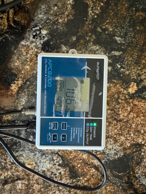 Auto Pilot Digital CO2 Controller w Remote Sensor APC8200 | eBay