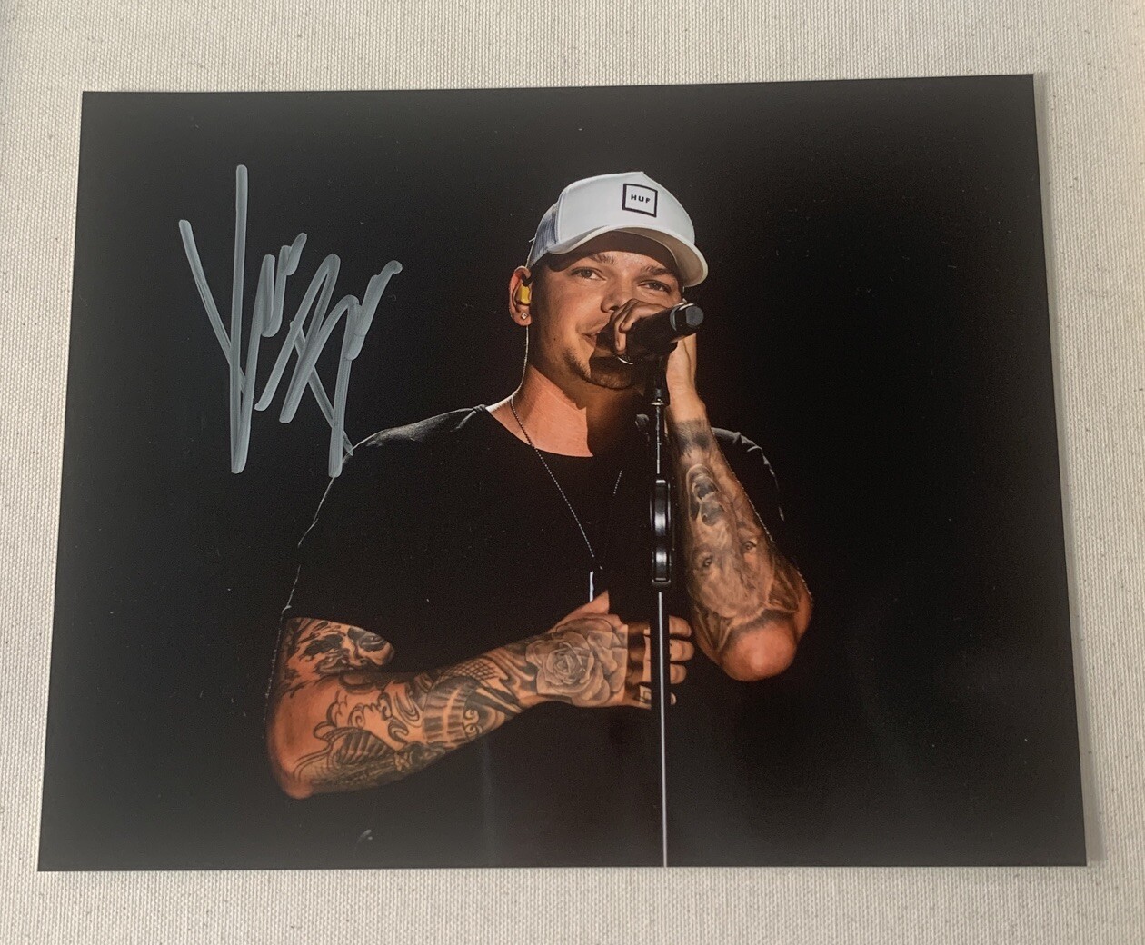 Country Music Superstar Kane Brown Signed Autographed 8x10 Photo *SALE ...