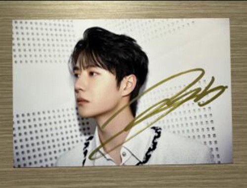 The Untamed 陈情令 Wang YiBo 王一博 Hand Signed Autographed Photo Autograph 6 ...