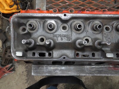 1971 Small Block Chevy SBC 400 Head GM 3973493 493 1.94/1.50 Valves 1-3 ...