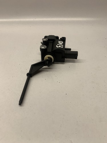 2013 BMW 3 Cabrio E93 335 Fuel Tank Cover Flap Lock 67116985881 6985881 ...