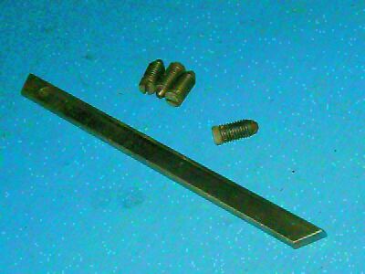 1 Delta Milwaukee 6" JOINTER 37-207 ? BED GIB + 3 of the 4 SCREWS 4p4 ...