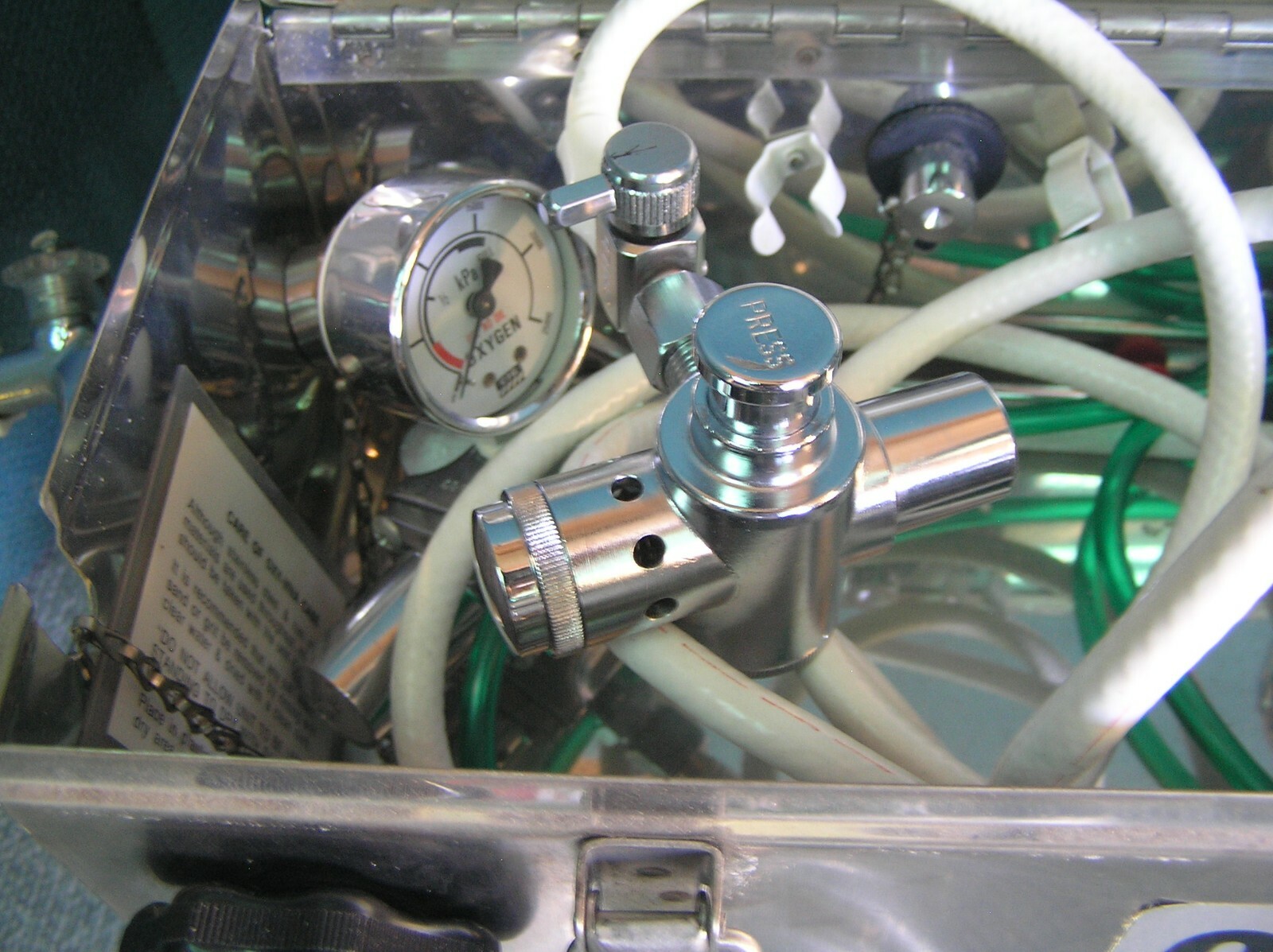 CIG OxyViva-3 Resuscitator with SUCTION Oxy-Viva 3 First Aid Emergency ...