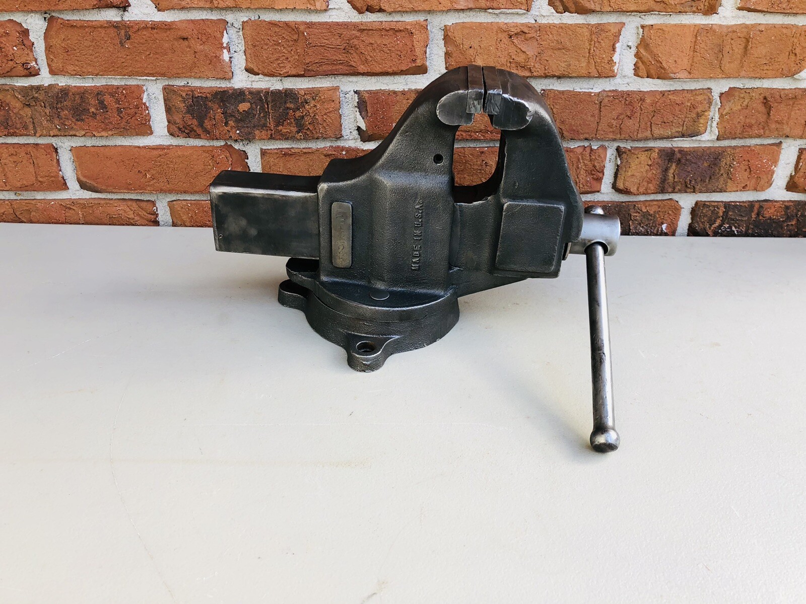VINTAGE RARE Ridgid BENCH VISE ANTIQUE COLLECTIBLE HARDWARE TOOL SWIVEL ...