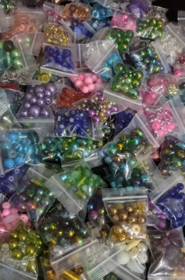 bead lots jewelry making lot (12x) packages-loose beads. Nice quality ...