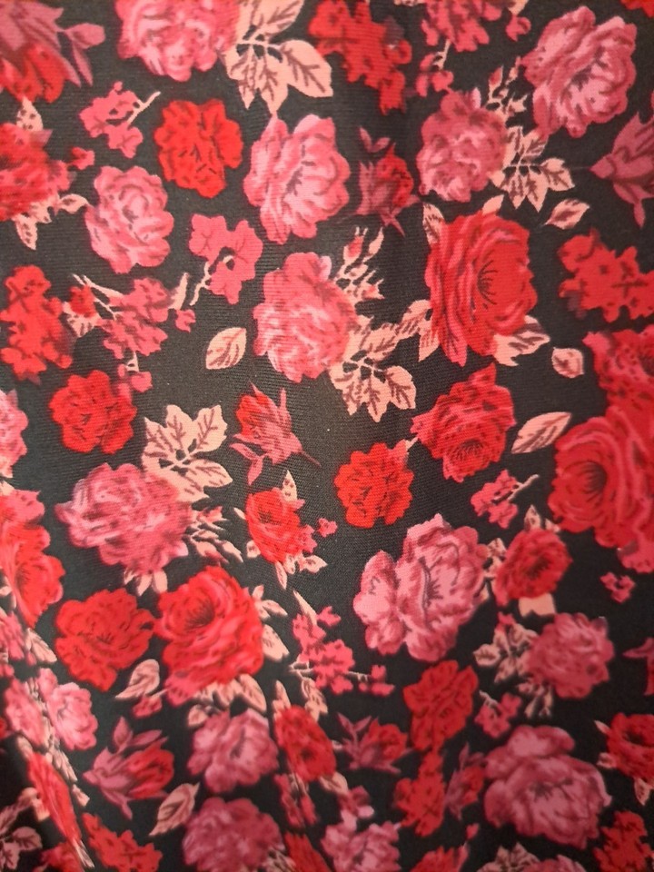 Ladies Red Roses Flower Dress by Curve Shien Size 24 Plus Size. Brand ...
