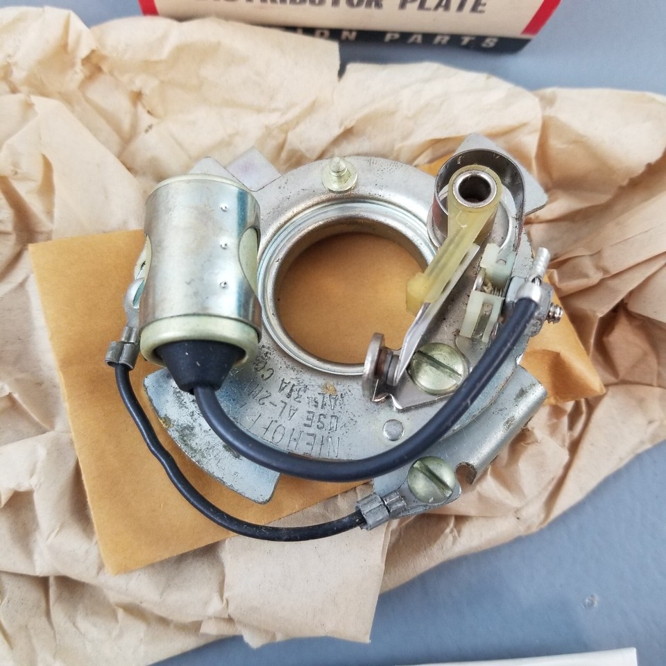 New NOS 1959-68 Mopar V8 Distributor Breaker Plate Points Condenser AL ...