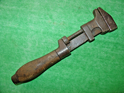 VINTAGE JORDAN 8" SOLID BAR ADJUSTABLE WRENCH PIPE WRENCH MADE IN ...
