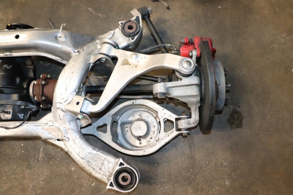 2006 Nissan 350Z Front Rear RWD M/T Differential Brakes Axles Subframe ...