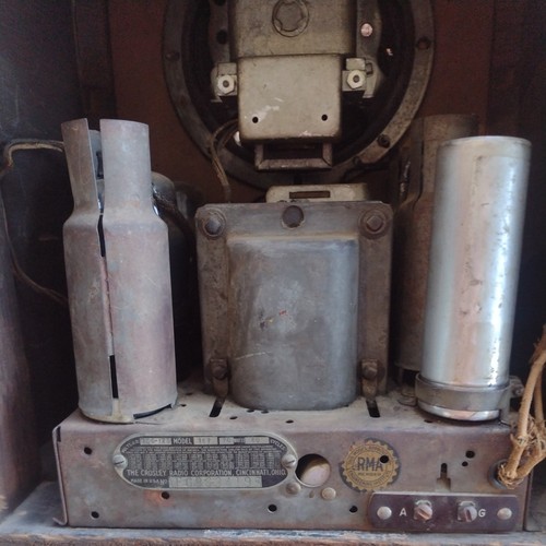 Antique 1934 Crosley Radio Co Model 167 Dual Fiver Tombstone Tube Radio ...