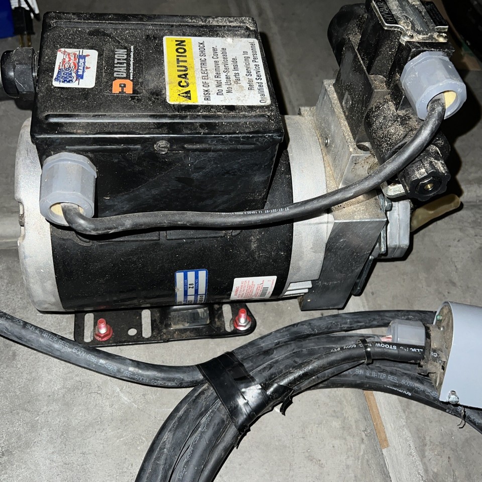 Dalton hydraulic pump D201T-4853-59-30 W/ Hyvair Attachment + Dayton ...