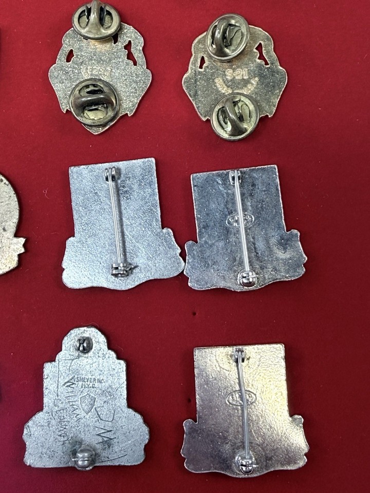 Lot of 17 Vintage U.S. Army Unit Crest Pins DUI Insignia Badges WWII ...
