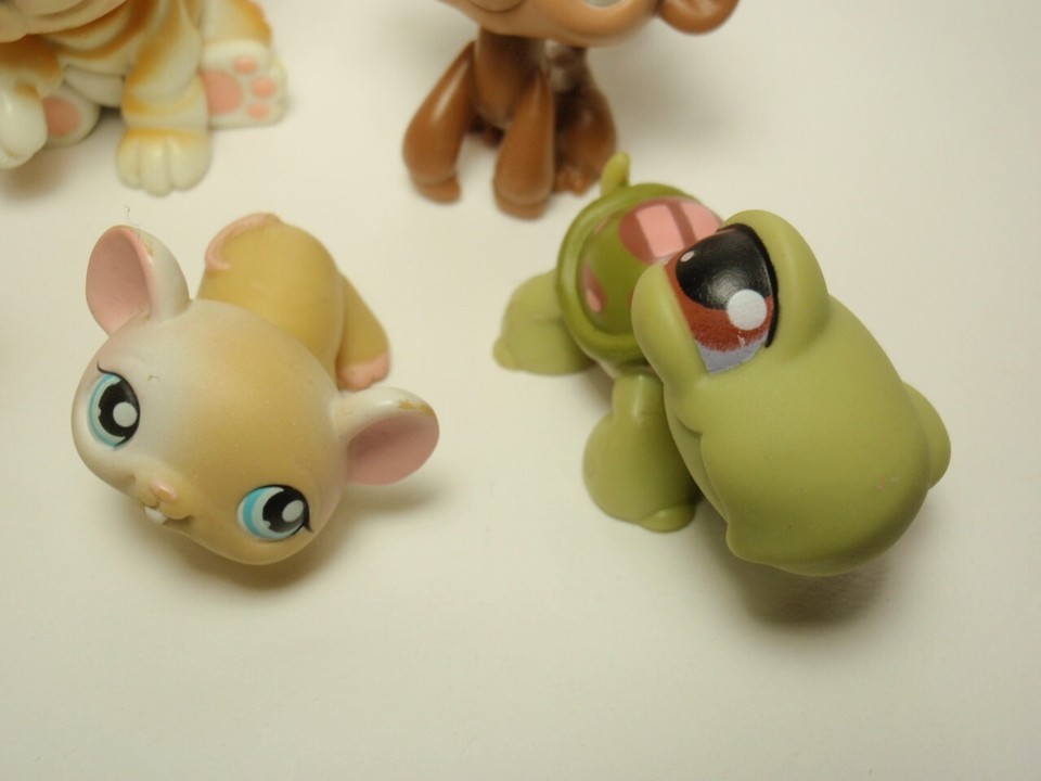 Lot 7 LPS Little Pet Shop Toy Figures: Cockatoo, Bulldog, Monkey ...