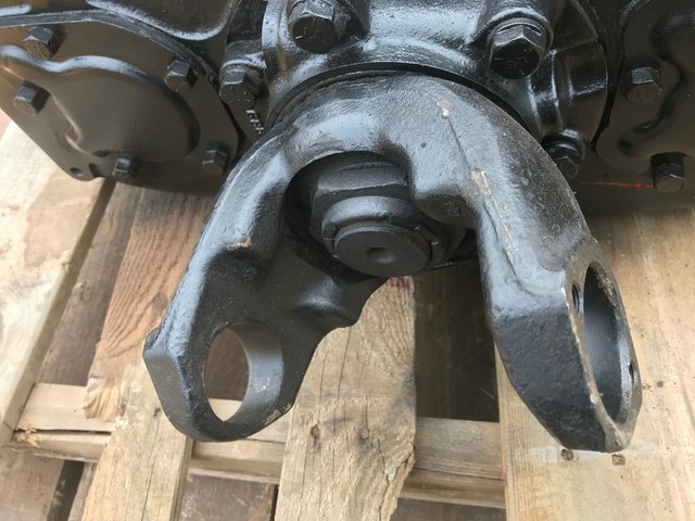 Spicer Amo1750-4c Auxiliary Transmission With Power Tower for sale ...