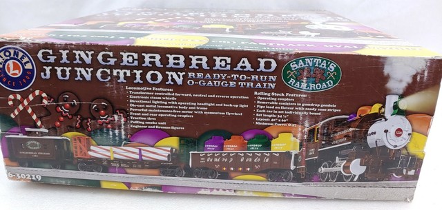 U08201525 Lionel Gingerbread Junction O-gauge Train Set Holiday ...