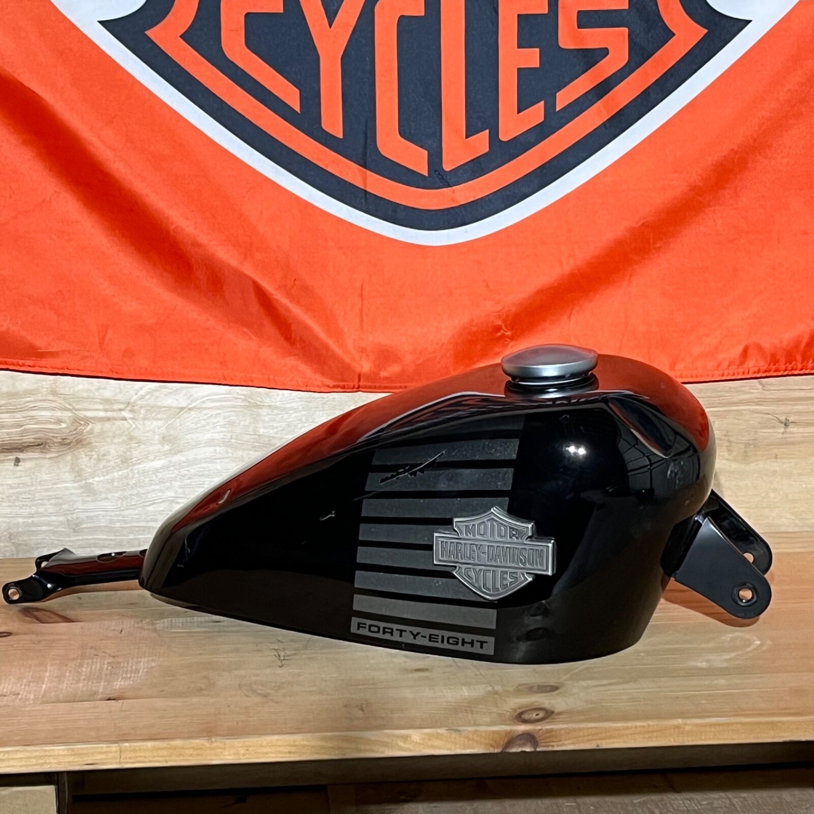 Harley-Davidson Sportster XL1200 2.2 Gallon Gas Tank fuel tank forty ...