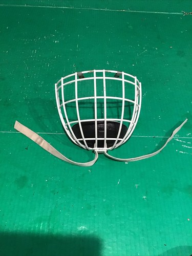 Cooper HM50 Hockey Helmet Face Shield Cage Mask goalie white sz Small ...