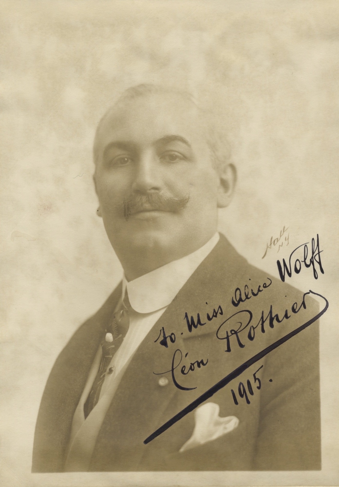 Léon ROTHIER / Bust-length photograph of the French bass in formal ...