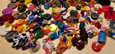 500 BUTTONS~VNTG & NEW~SETS, SINGLES~ SHANKS~2-4HOLES~SEE PHOTO ...