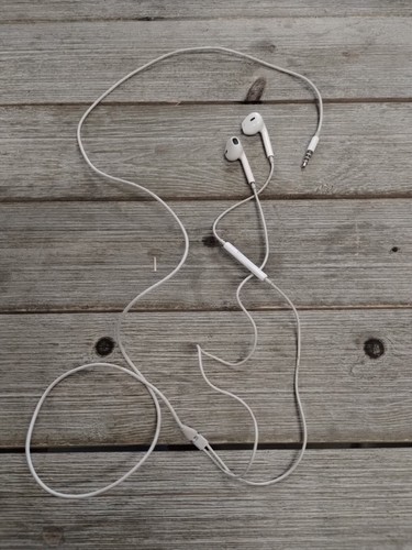 Apple Wired Headset with 3.5mm Headphone Jack, White | eBay