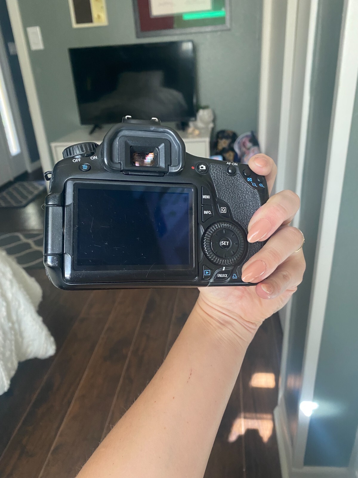 Canon 60D EOS DSLR Camera 18-55mm Lens | eBay