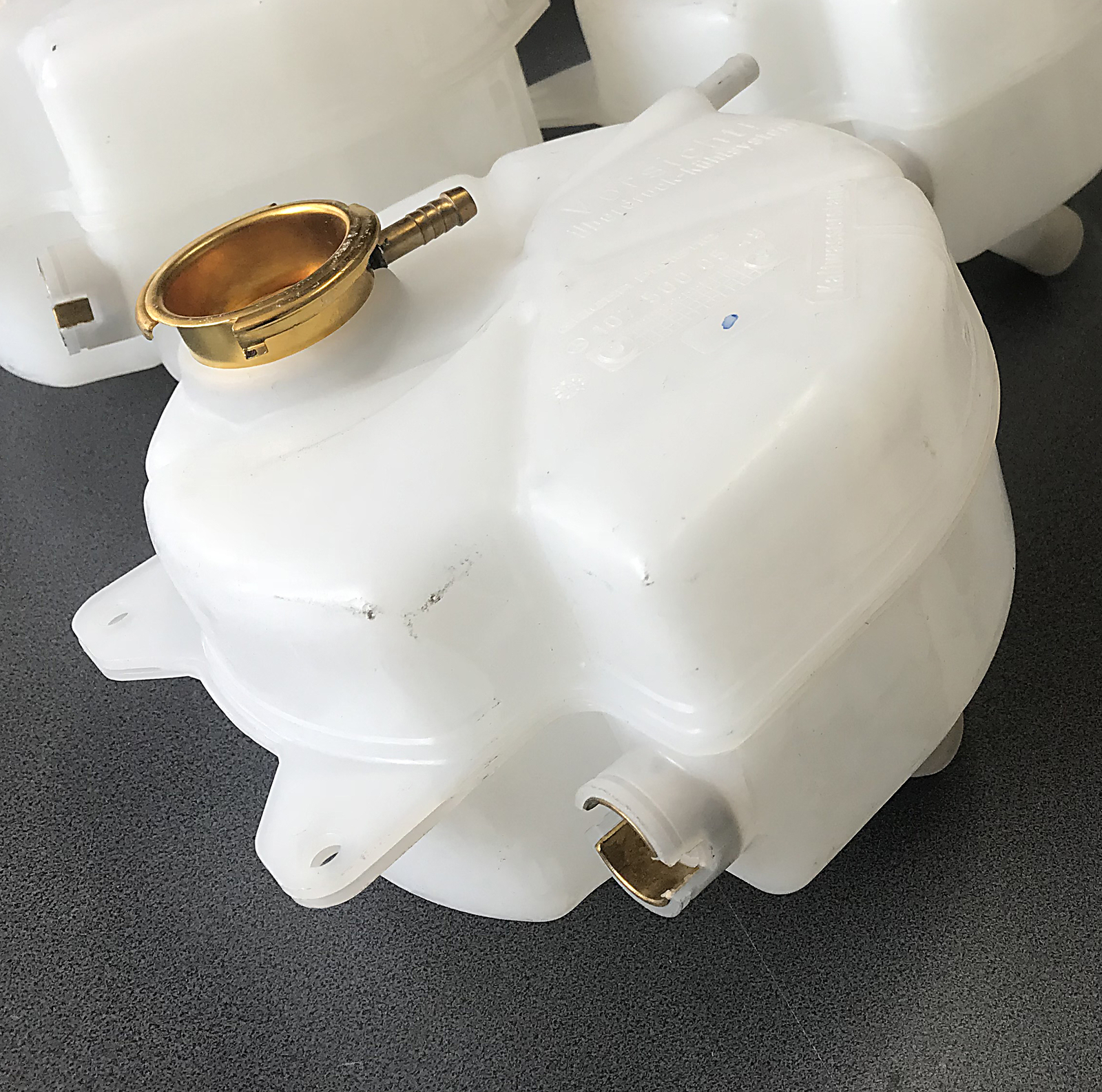 Ab 8/85 Mercedes SL 107 R107 Überlaufbehälter Kühlwasser 560SL wie ...