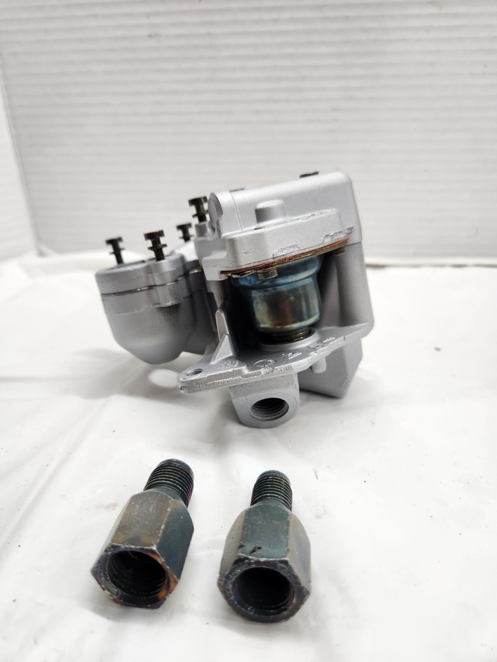 TBI Fuel Injector Housing Pod w/ 15mm Mount | GMC Chevrolet 3.1L 2.8L ...