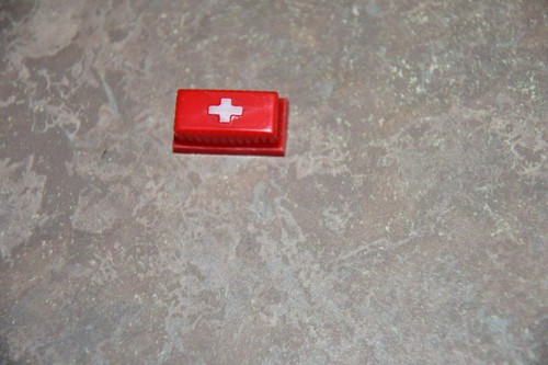 VINTAGE 1964 HASBRO GI JOE Pilot Action Figure MEDIC RED FIRST AID BOX ...