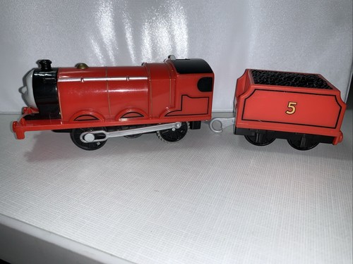 Thomas & Friends TrackMaster JAMES + TENDER # 5 Red Motorized 2013 ...
