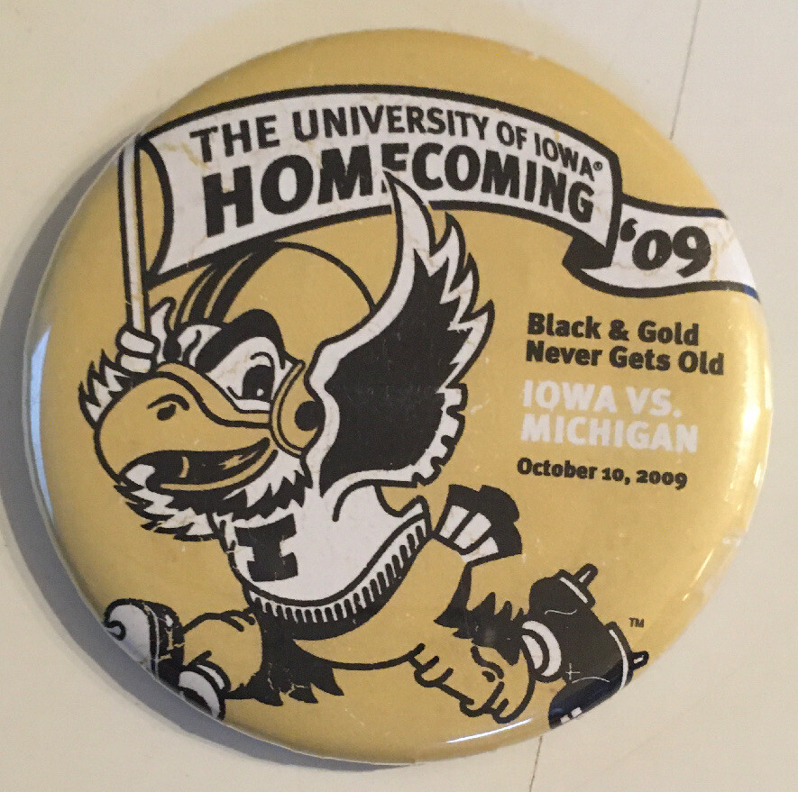 Old Hawkeye Logo
