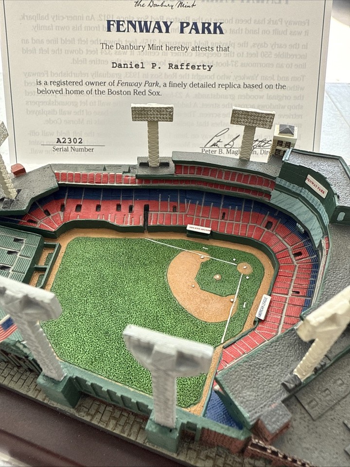 Danbury Mint Modern FENWAY PARK Stadium Replica Boston Red Sox w/COA ...