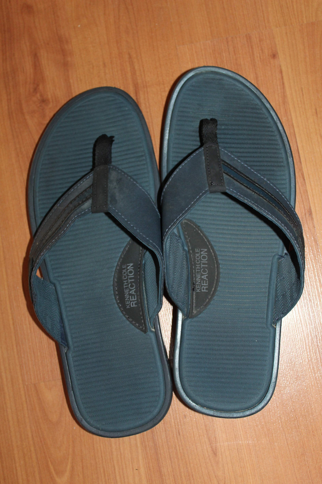 Kenneth Cole Reaction Grendene Men’s Dark Green Thong Flip Flops Size ...