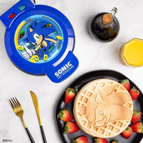 NiB New Sonic The Hedgehog Waffle Maker Full Size ( 8.27" x 5.12" x 10. ...