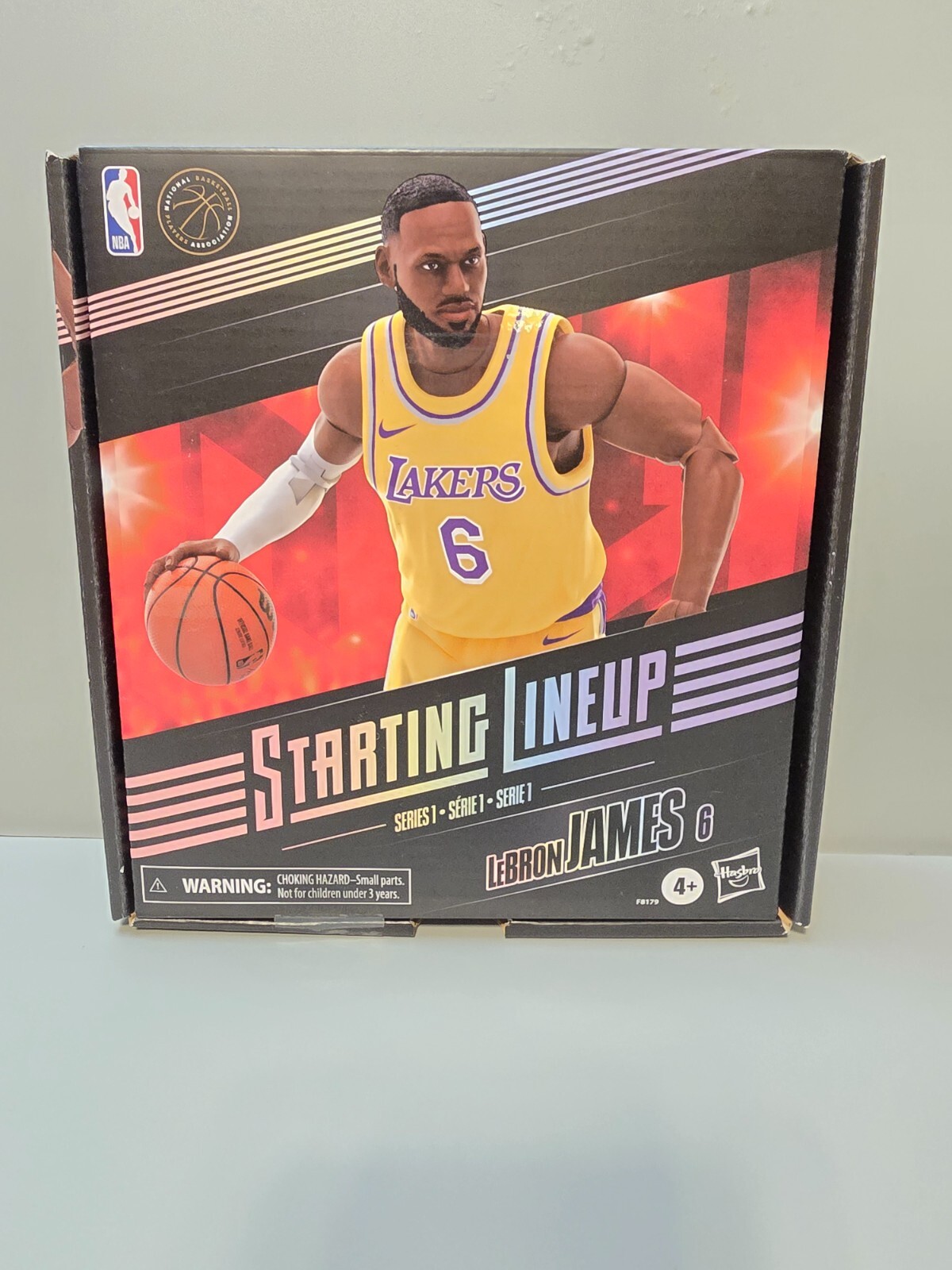 NBA Starting Lineup Series 1 James and Curry Action Figures + Card ...