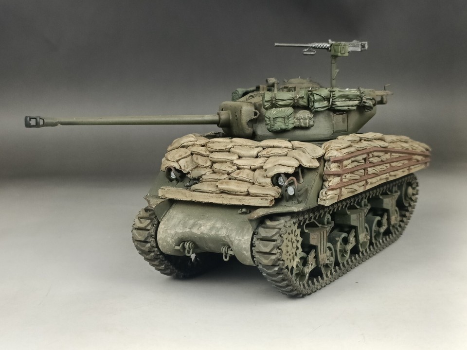 1/35 Built WWII U.S M4A2 (76)W Sherman Tank w/Sandbag Armor Model | eBay