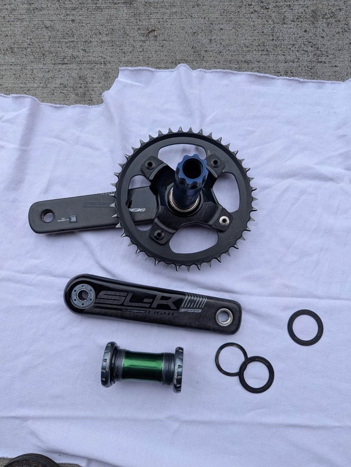 FSA SL-K Light Carbon Crankset (1x). Included BottomBracket, + The 2x ...