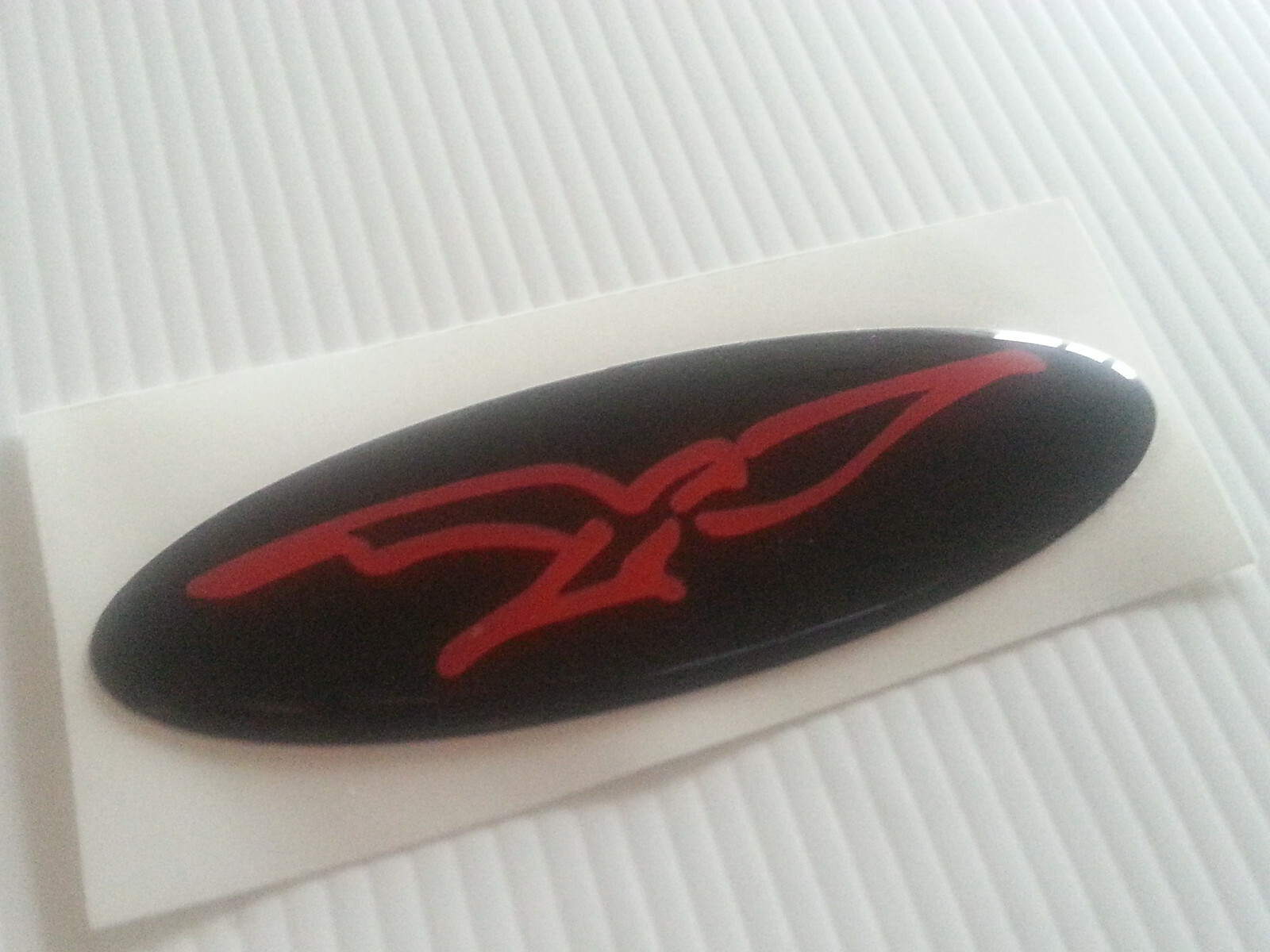 1 ADHESIVO RESINADO MOTO GUZZI NEGRO ROJO 40 MM 3D Resinados | eBay