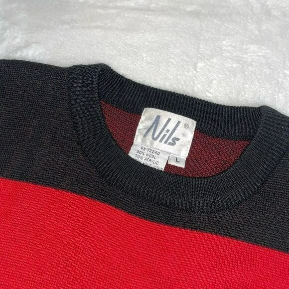 Nils Ladies Vintage Wool Geometric Print Red & Black Colorblock Sweater ...