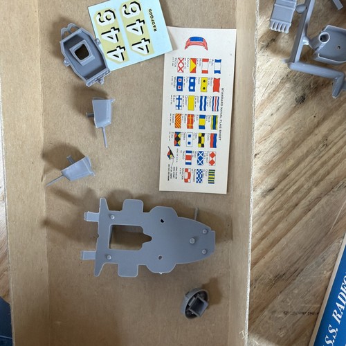 Revell 1/301 USS Radford DD 446 Navy Destroyer Vintage Military Model ...