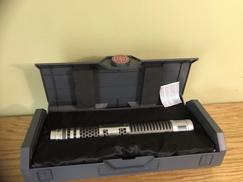 Galaxy's Edge Darth Maul Shadow Collective Legacy Lightsaber Hilt ...