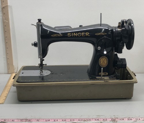 Vintage 1951 Singer 15 Sewing Machine Heavy Duty Black Gold Scrollwork ...