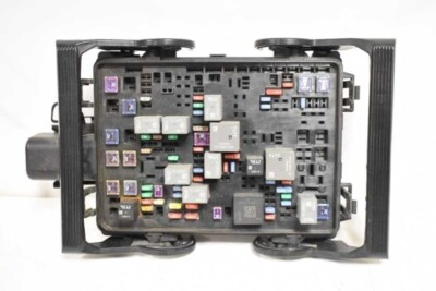 2017-2019 GMC Sierra 2500 3500 Pickup Fuse Box Engine ID 84303174 | eBay