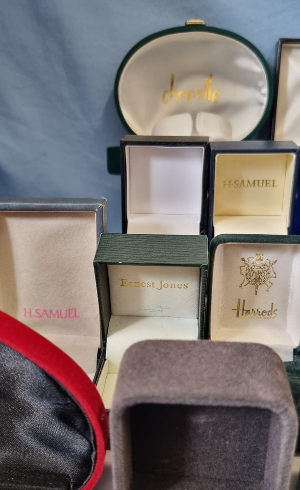 Job Lot Vintage & Modern Hinged Jewellery & Ring Display Boxes inc ...