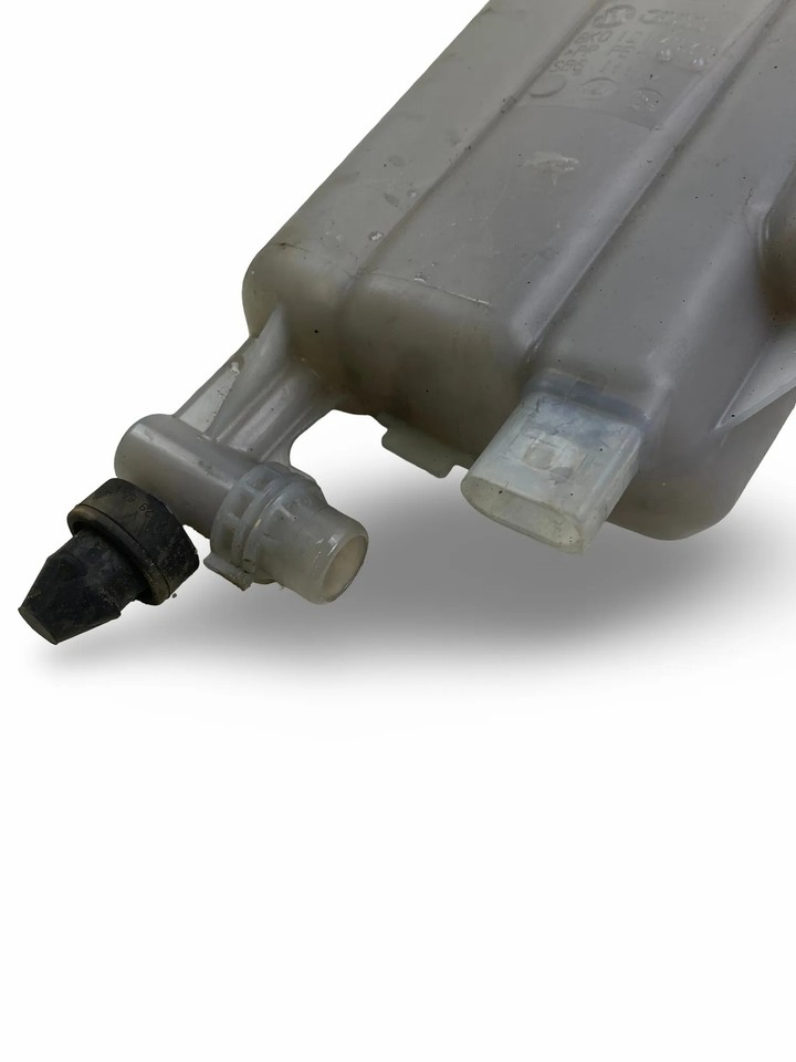 AUDI A5 Cabrio 8F7 Vase d'expansion 8K0121403Q 2016 33577239 | eBay