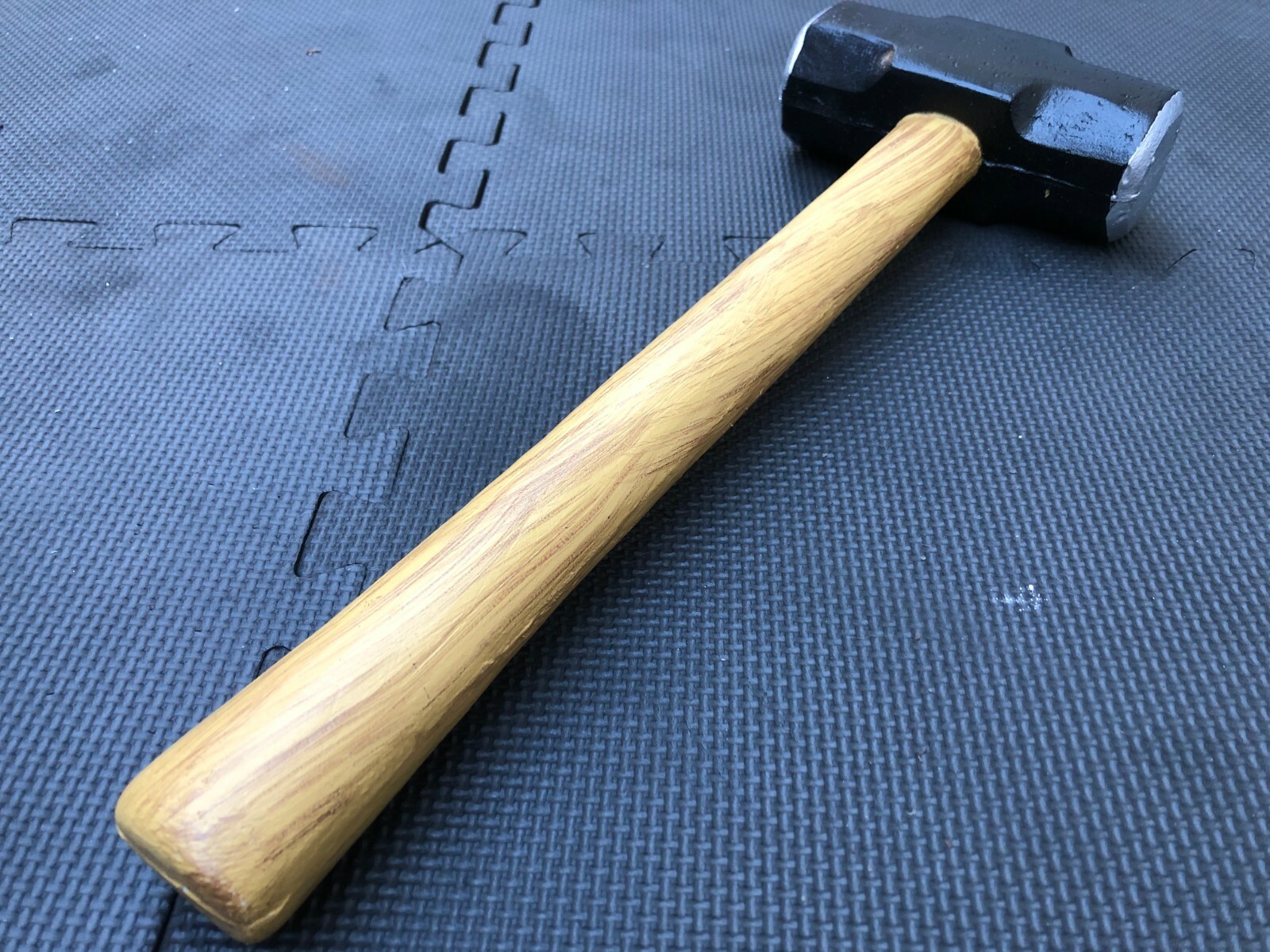 Sledgehammer Movie Prop Handheld PU Halloween Sledge Hammer Weapon ...