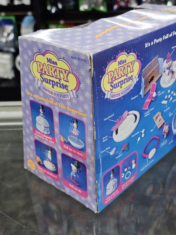 Vtg 1999 Miss Party Surprise Doll Set Winter Fun Party Cindy Toy Biz ...